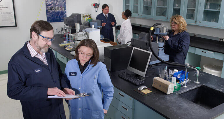 Specialized Fluoropolymer Resin Testing Lab - AGC Chemicals