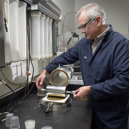 Specialized Fluoropolymer Resin Testing Lab - AGC Chemicals